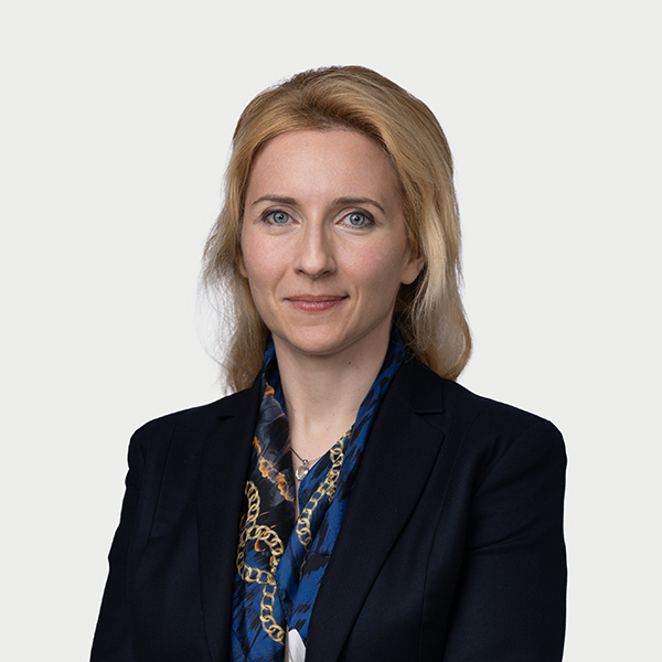 Banda, Maria L. - Gibson Dunn