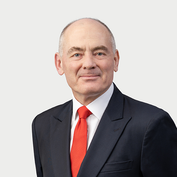 Gilchrist OBE, Brian W. - Gibson Dunn
