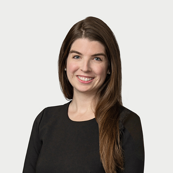 MacDonald, Lora Elizabeth - Gibson Dunn