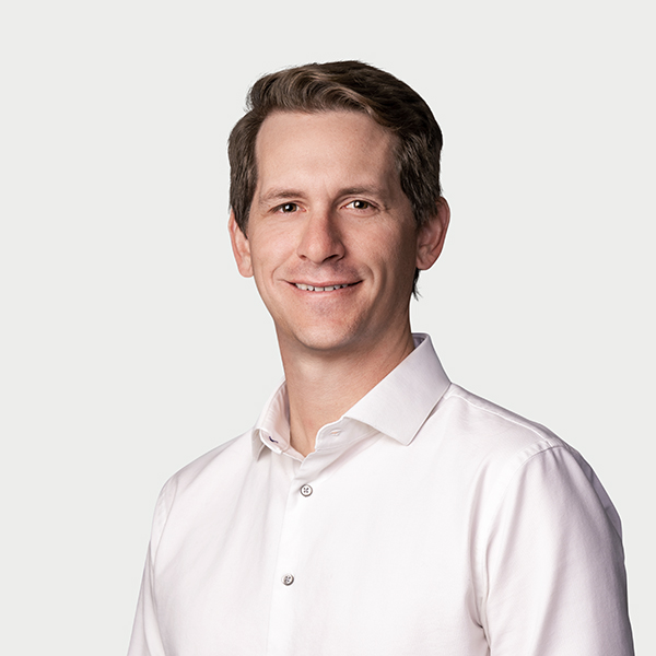 Trester, Chris W. - Gibson Dunn