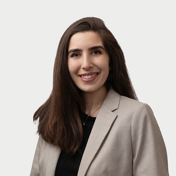 Hadar, Laura - Gibson Dunn