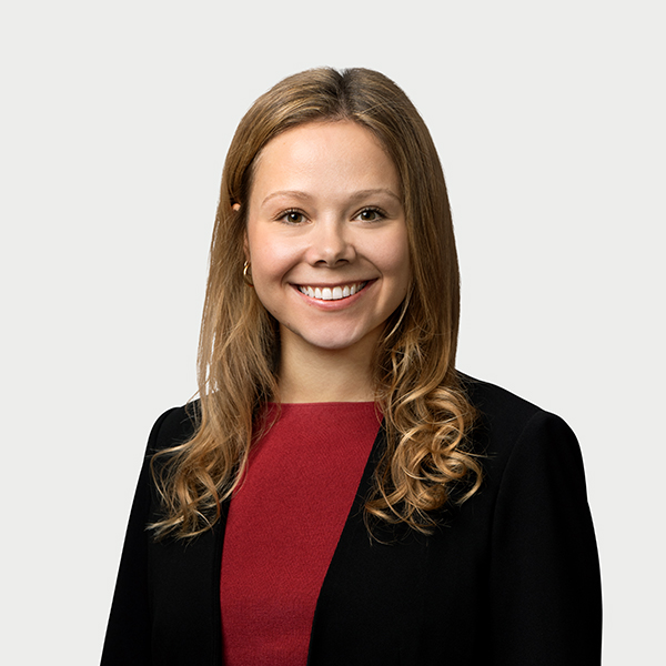 Saunders, Annie - Gibson Dunn