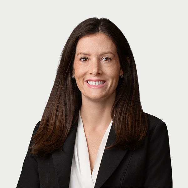 Strong, Anna - Gibson Dunn
